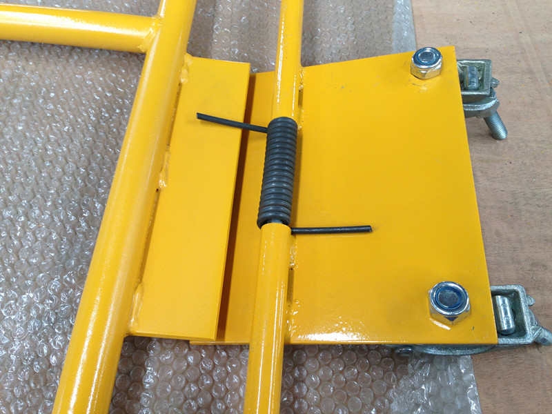 China Custom Expandable Scaffolding Gate 900mm -1300mm Manufacturers ...